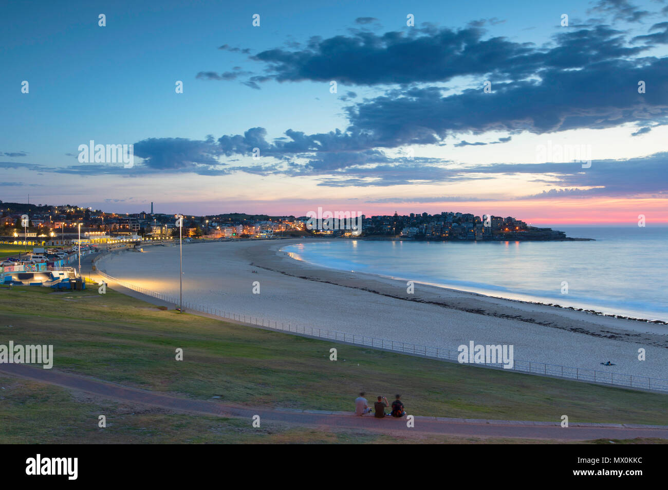 Australian beach scenes hi-res stock photography and images - Alamy