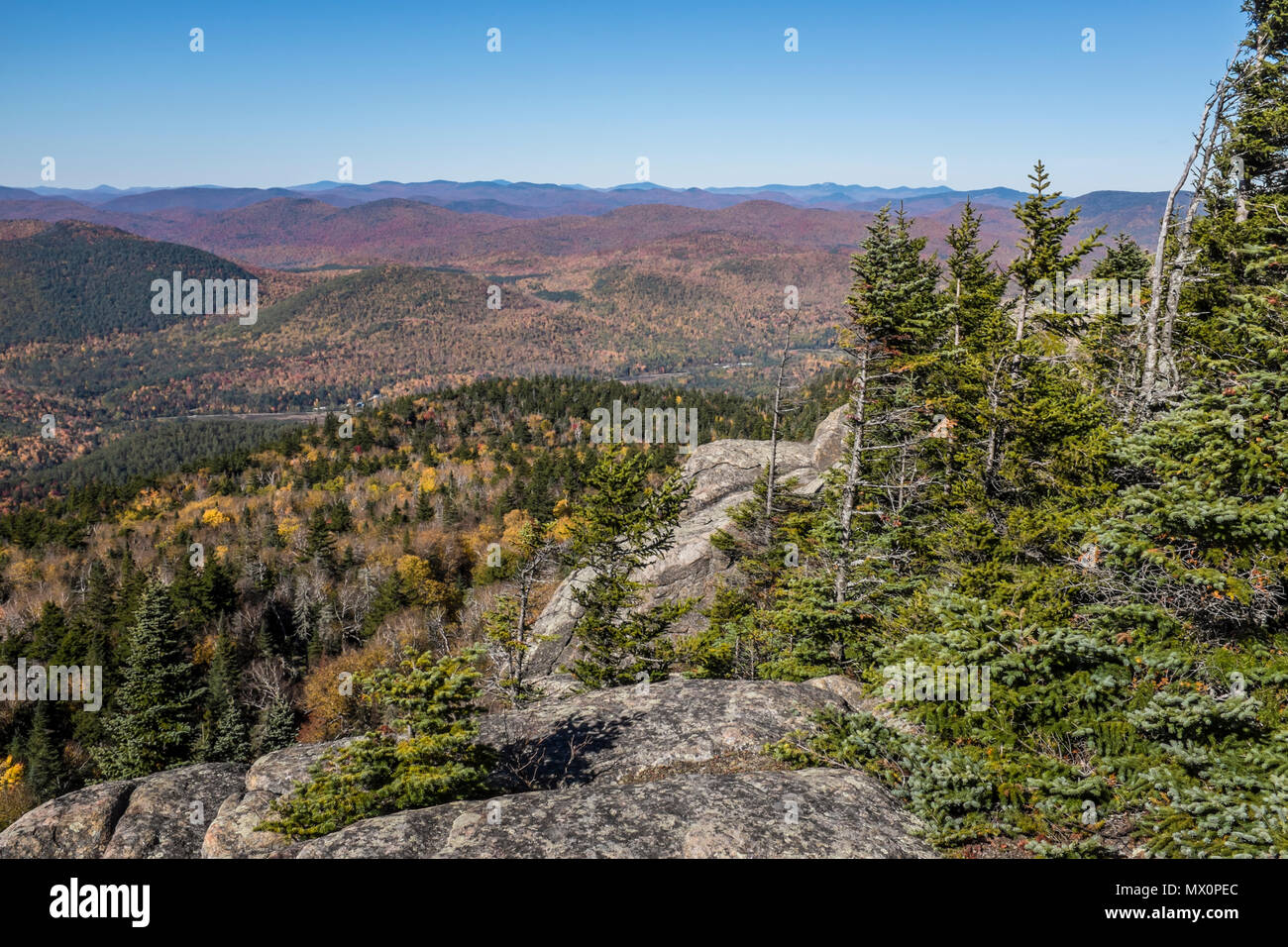 Crane mountain hi-res stock photography and images - Alamy