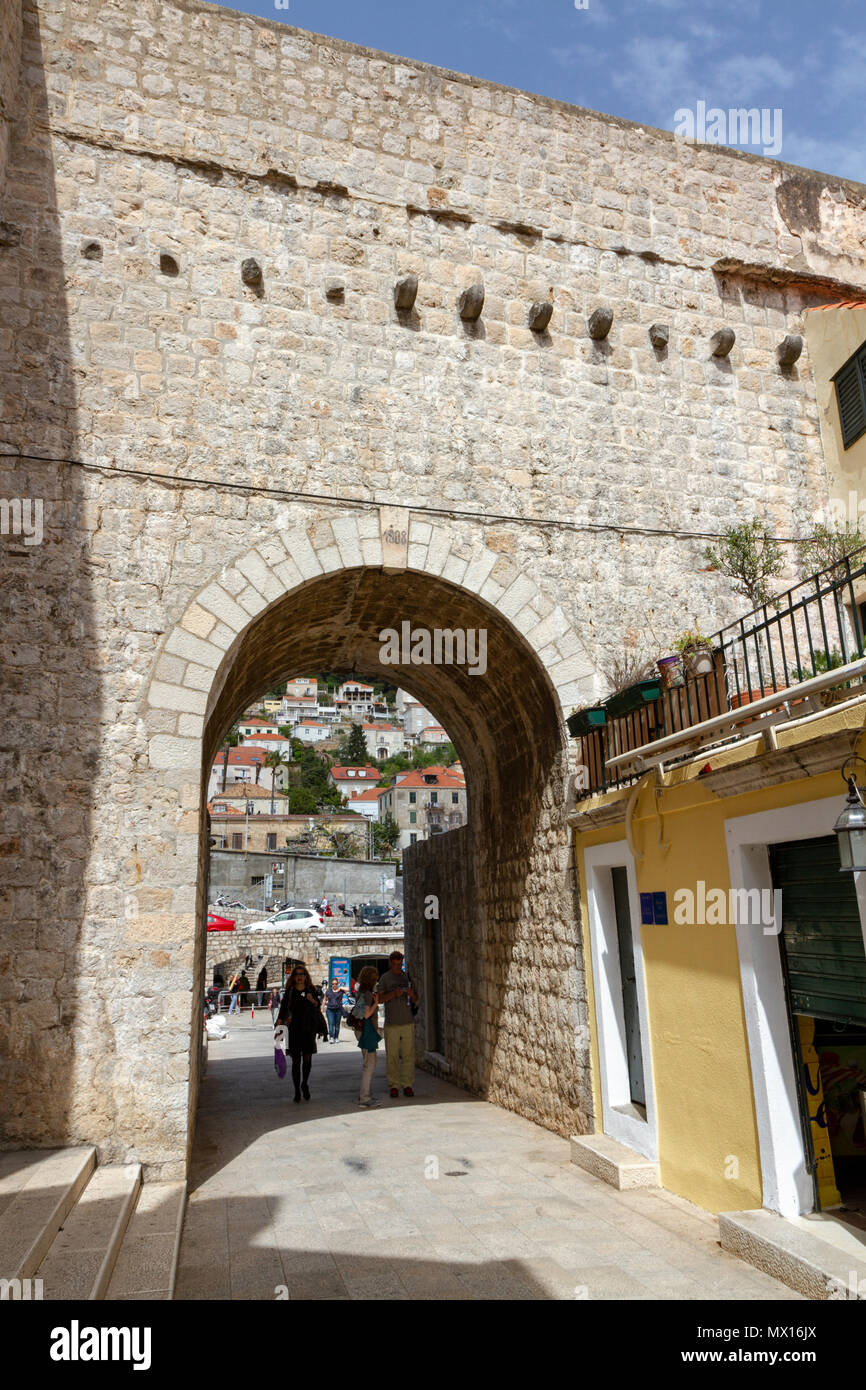 Buža Gate viewed from the inside of the Old City of Dubrovnik, Croatia ...