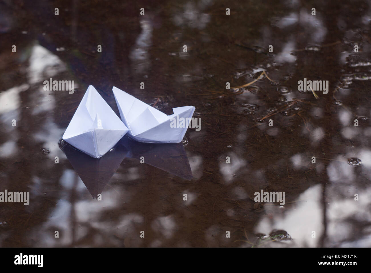Puddle ship hi-res stock photography and images - Alamy