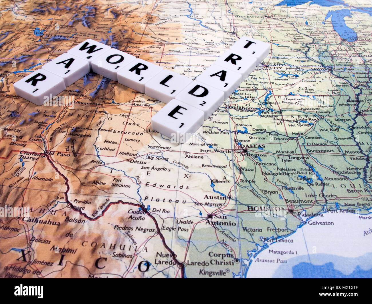 Tariffs world map hi-res stock photography and images - Alamy