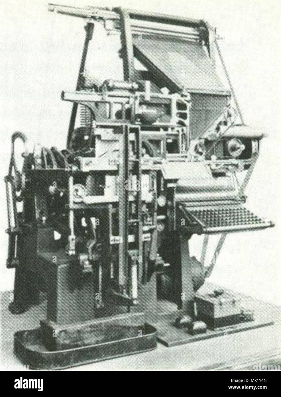 Linotype mergenthaler hi-res stock photography and images - Alamy