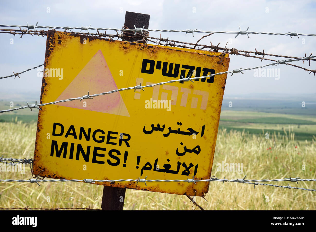 Mine field hi-res stock photography and images - Alamy