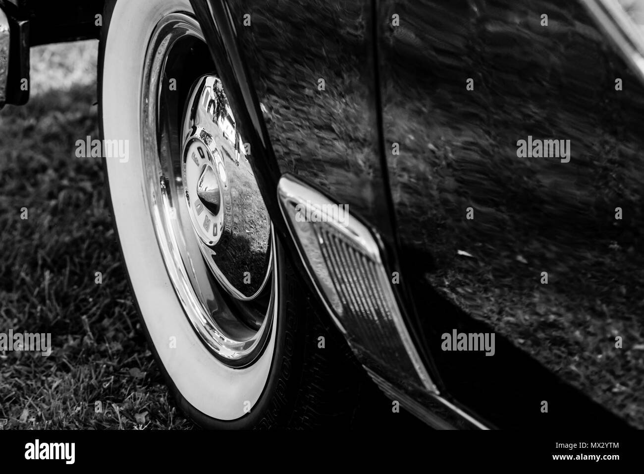 Vintage car chrome rims Stock Photo - Alamy