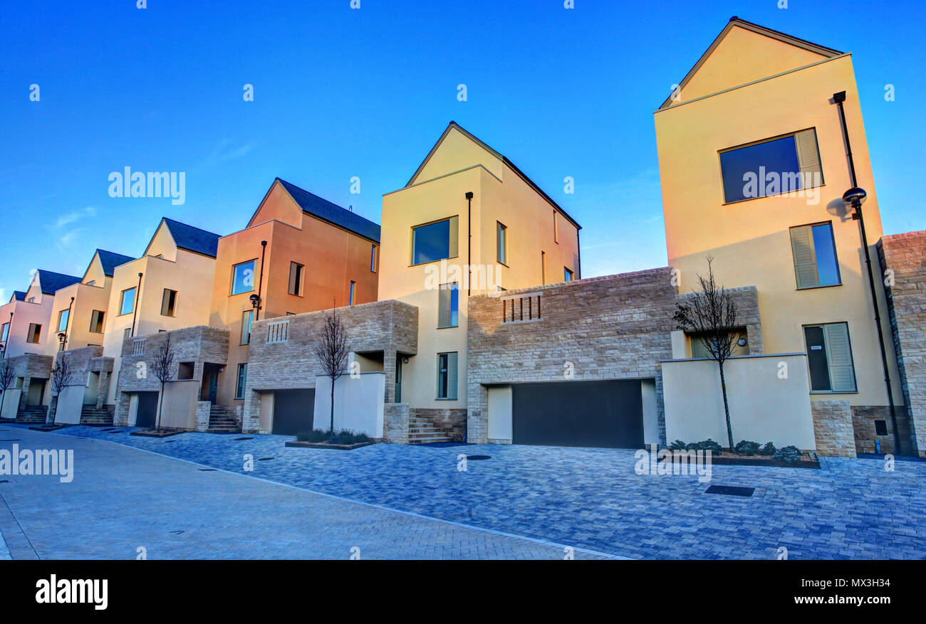 Ultra modern architecture hi-res stock photography and images - Alamy