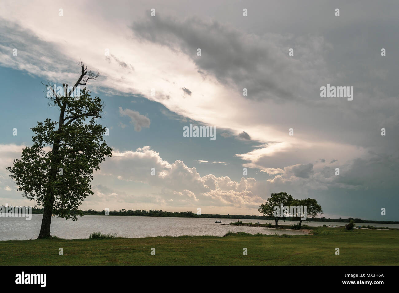 Beautiful sunny lakeside view of Lake Cleburne, Texas Stock Photo - Alamy