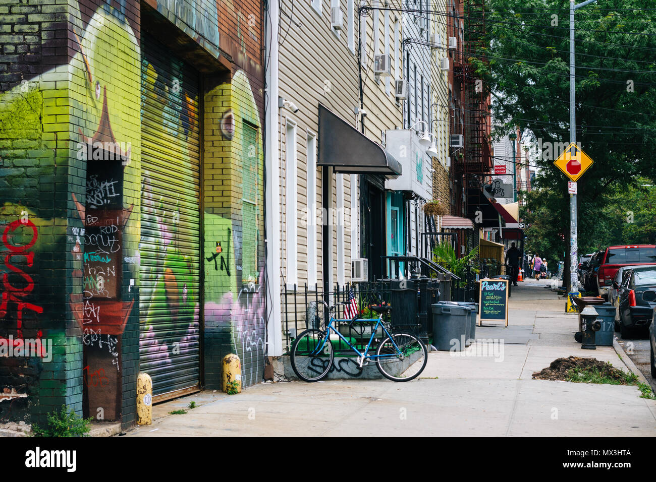 8th Street, in Williamsburg, Brooklyn, New York City Stock Photo - Alamy
