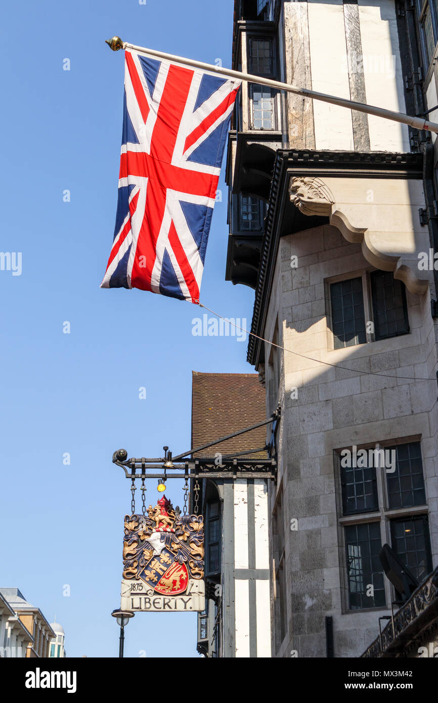 London Flag Shop Stock Photos & London Flag Shop Stock Images - Alamy