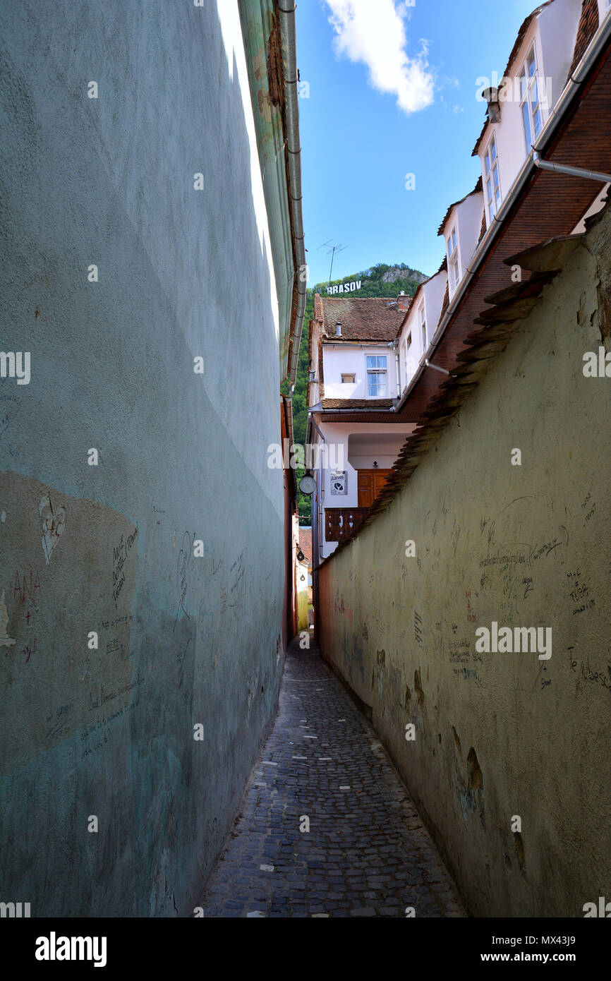 Rope Street unique atmosphere and amazing old colorful narrowest street ...