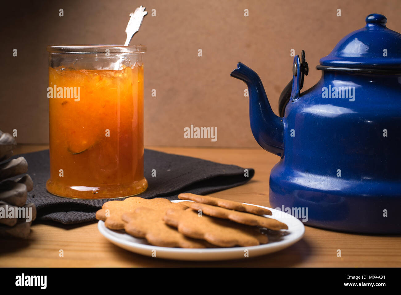 Teatime hi-res stock photography and images - Alamy
