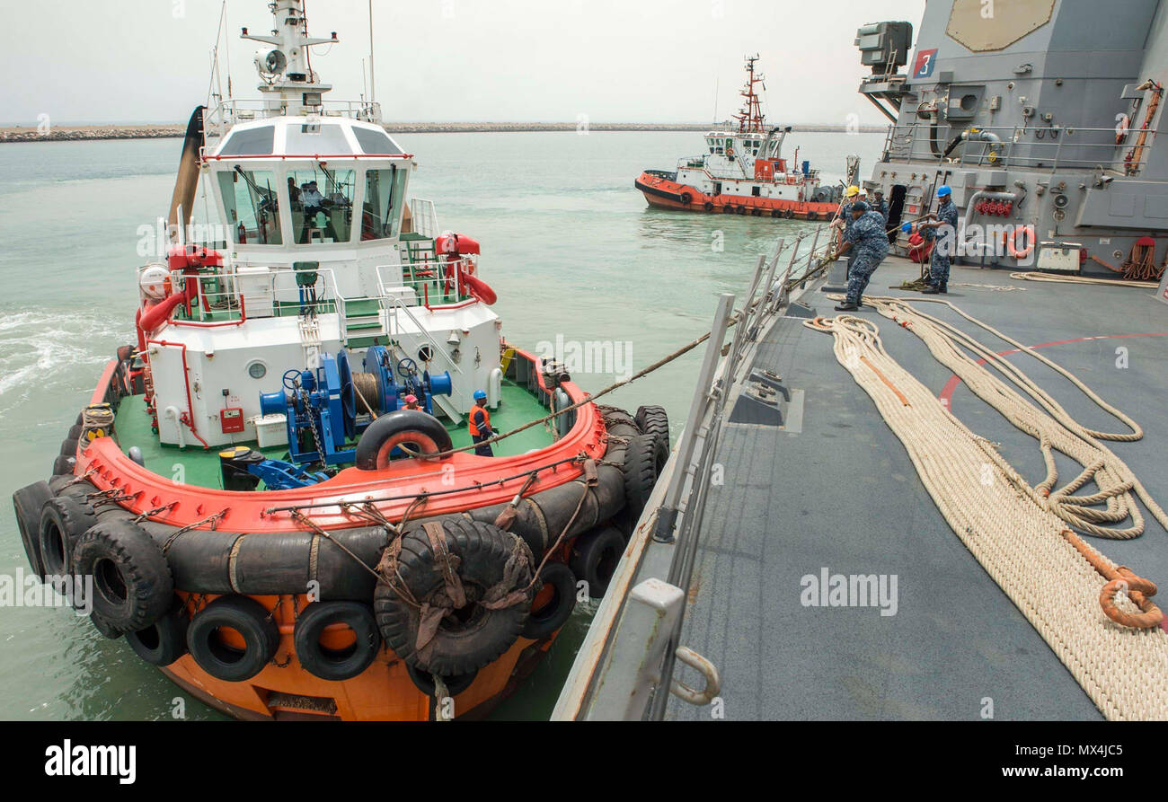 JUBAIL, Kingdom of Saudi Arabia (April 29, 2017) Sailors assigned to ...