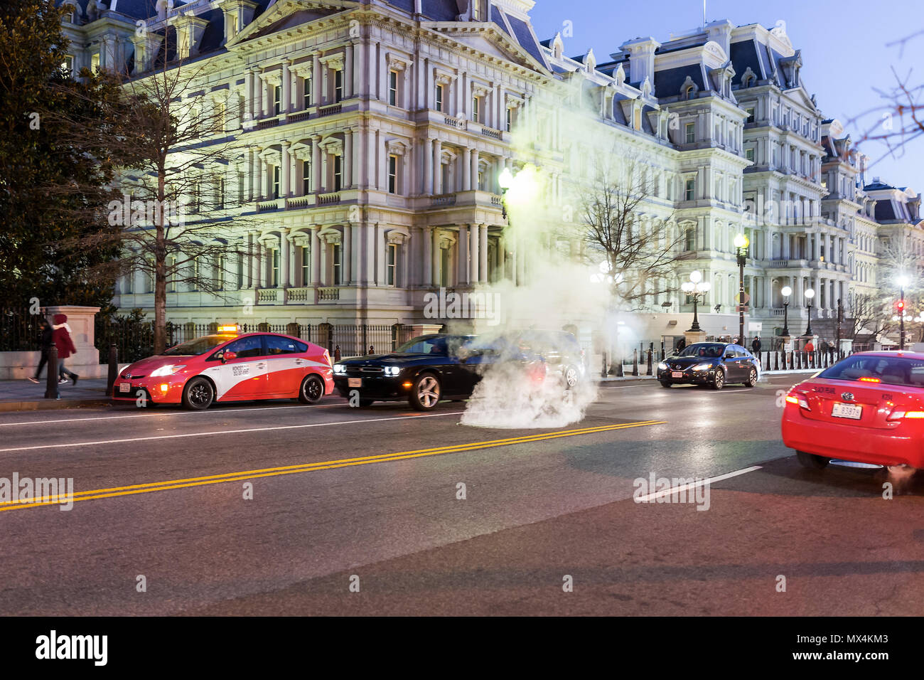 Usa washington dc traffic lights hi-res stock photography and images ...