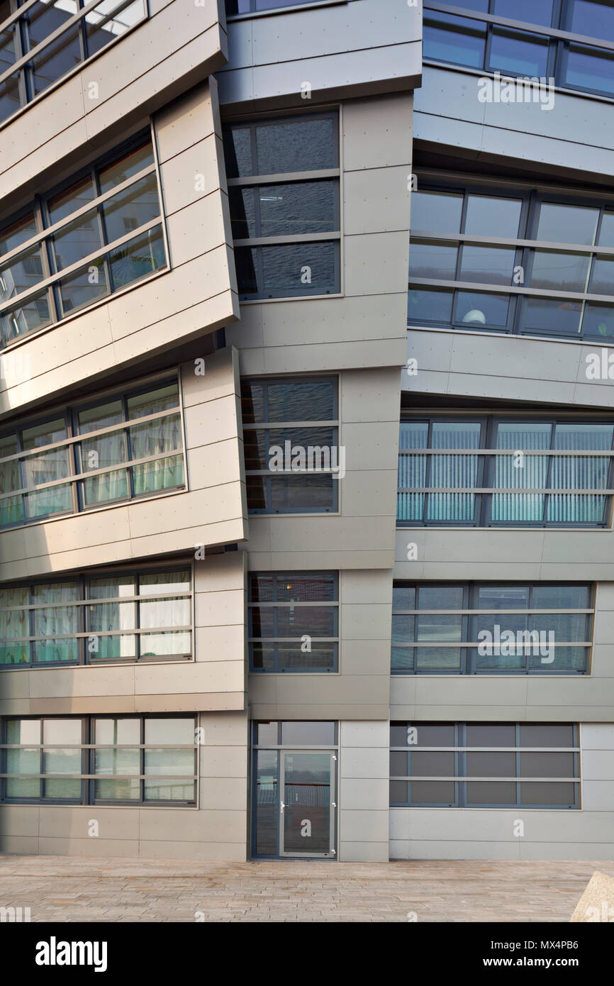 Block 16 hi-res stock photography and images - Alamy