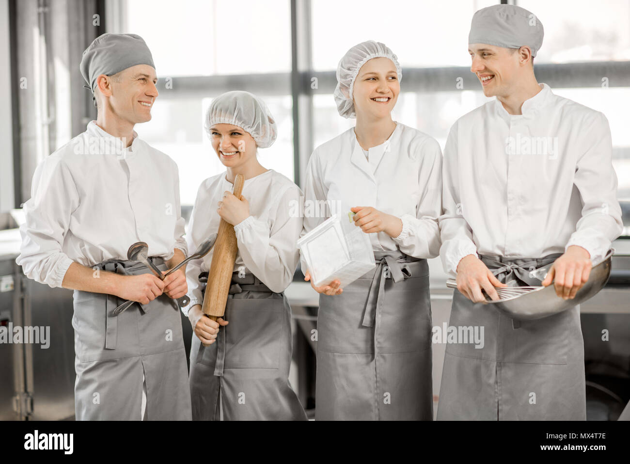 Group bakers hi-res stock photography and images - Alamy