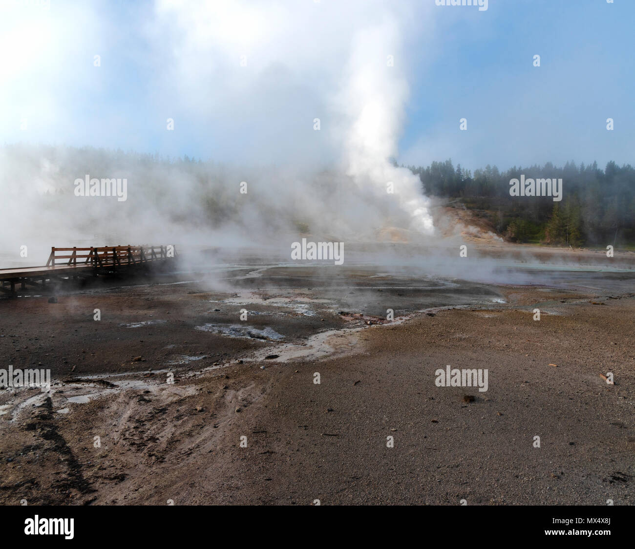 Geothermal hot springs hi-res stock photography and images - Alamy