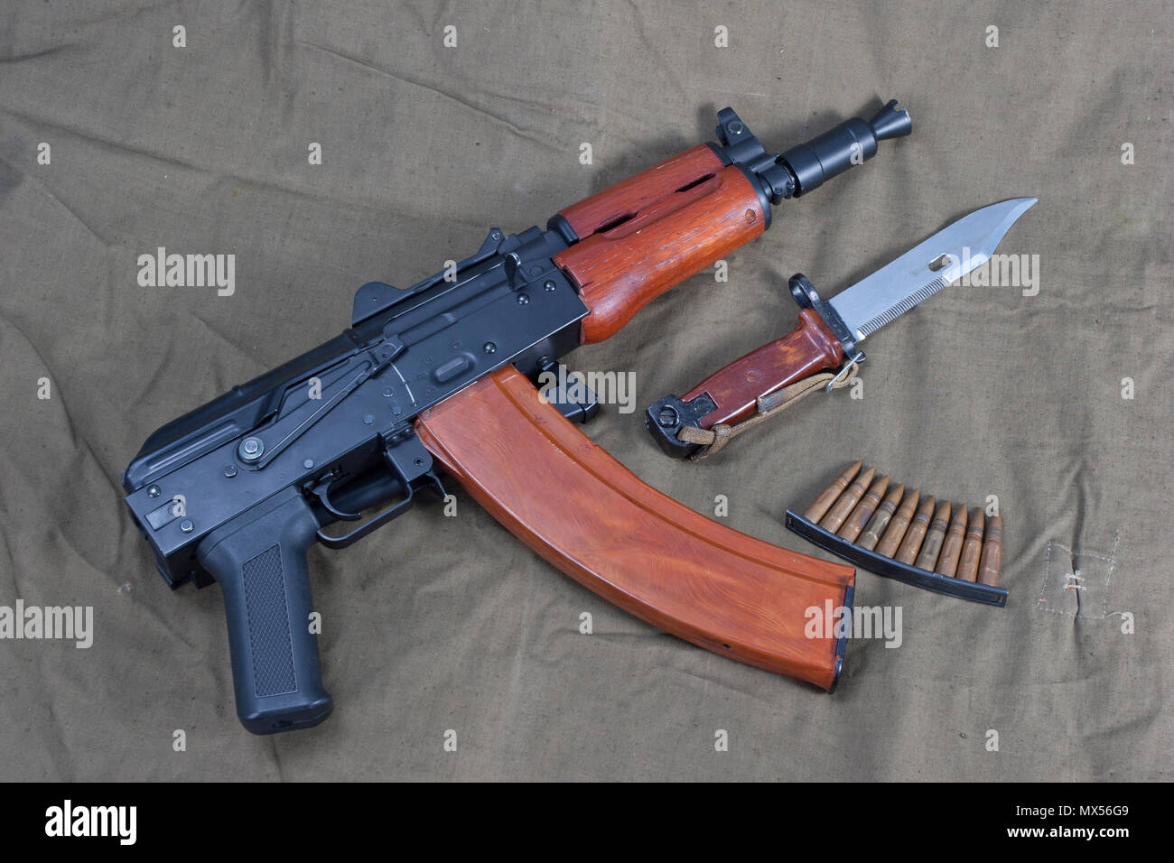 short kalashnikov with bayonet Stock Photo - Alamy