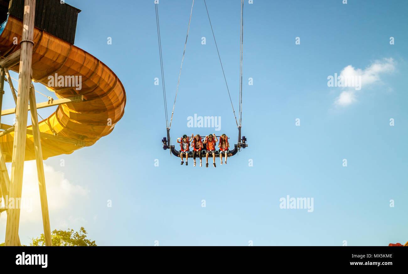Scary ride swing ride hi-res stock photography and images - Alamy