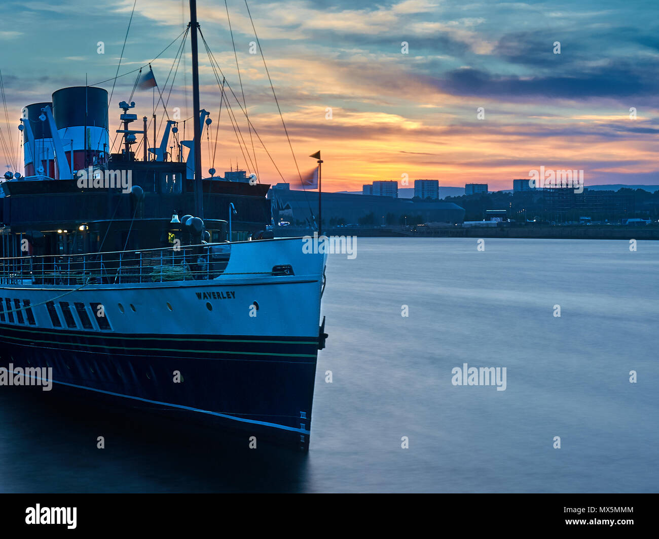 Last steam paddle boat hi-res stock photography and images - Alamy