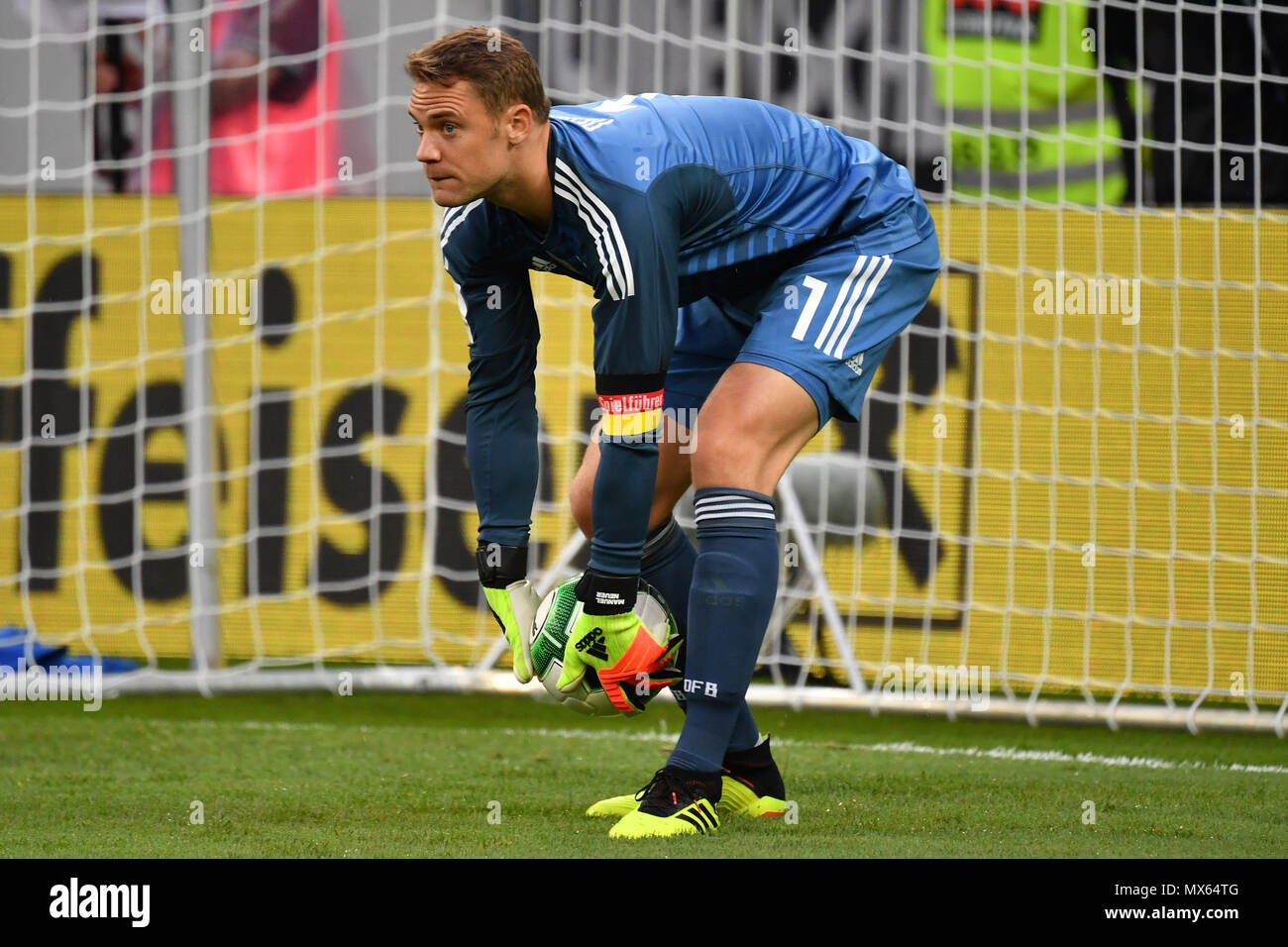 Manuel NEUER (goalwart GER), with ball, action, single action, single ...