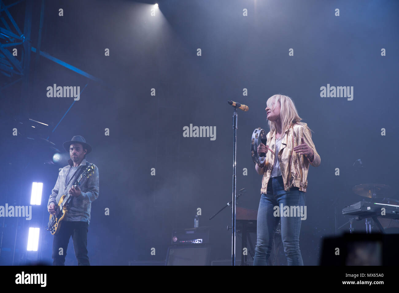 Emily haines 2018 hi-res stock photography and images - Alamy