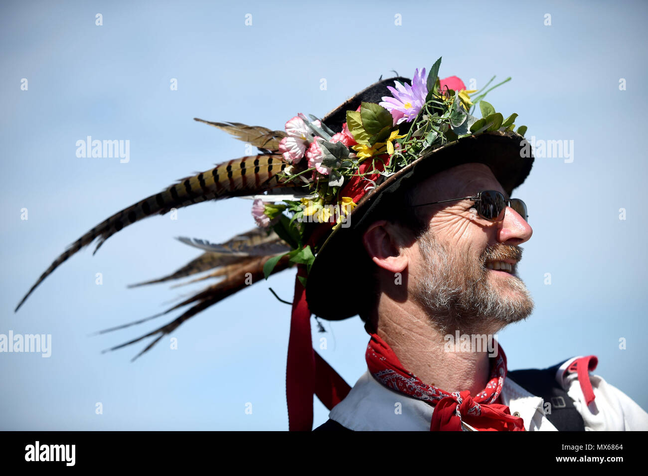Morris dancers hat hi-res stock photography and images - Alamy