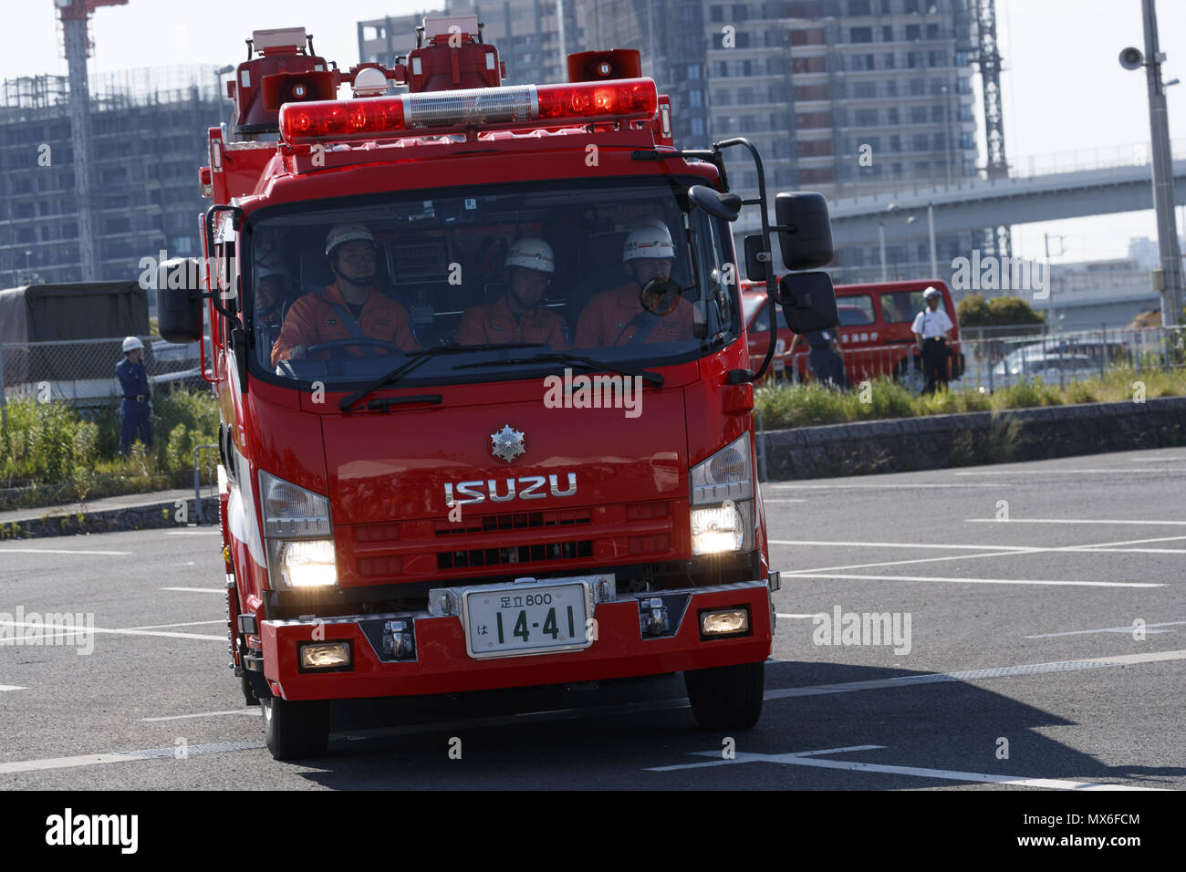 Tokyo, Japan. 3rd June, 2018. Firefighters participate in fire drills ...
