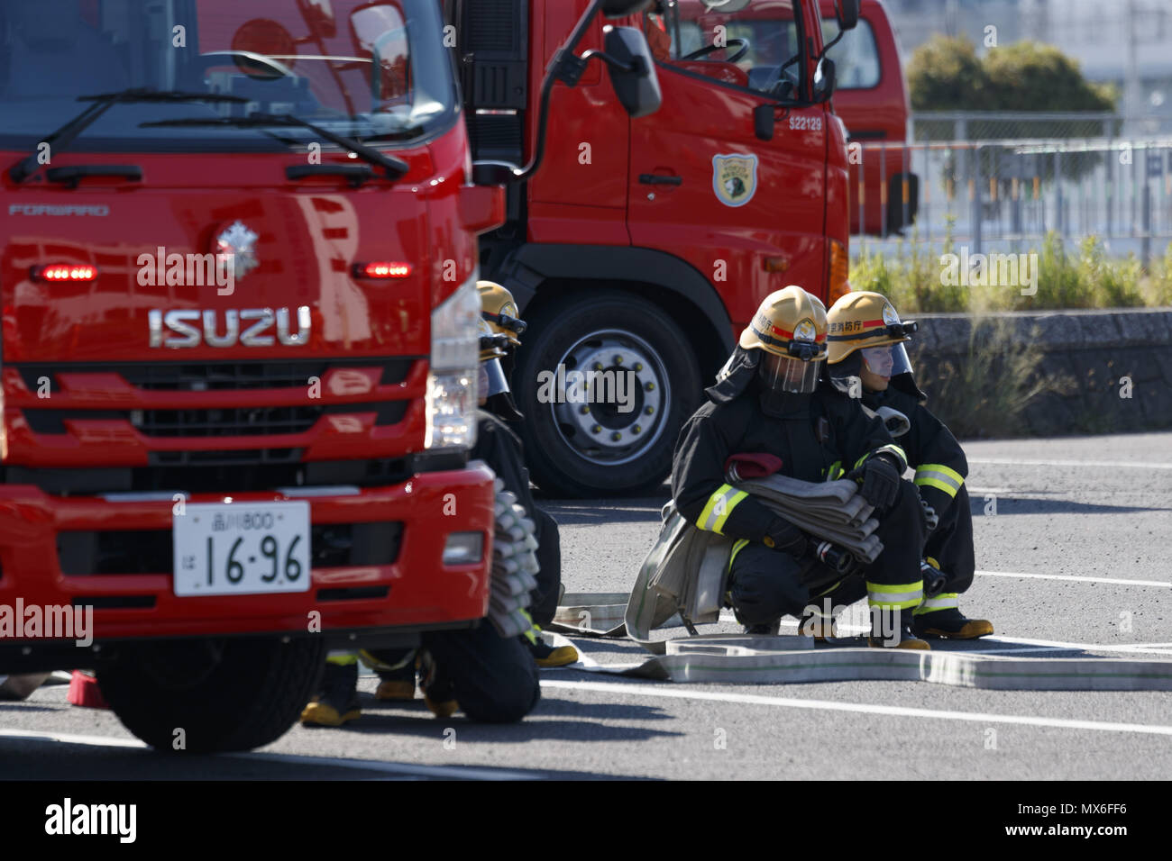 Tokyo, Japan. 3rd June, 2018. Firefighters participate in fire drills ...