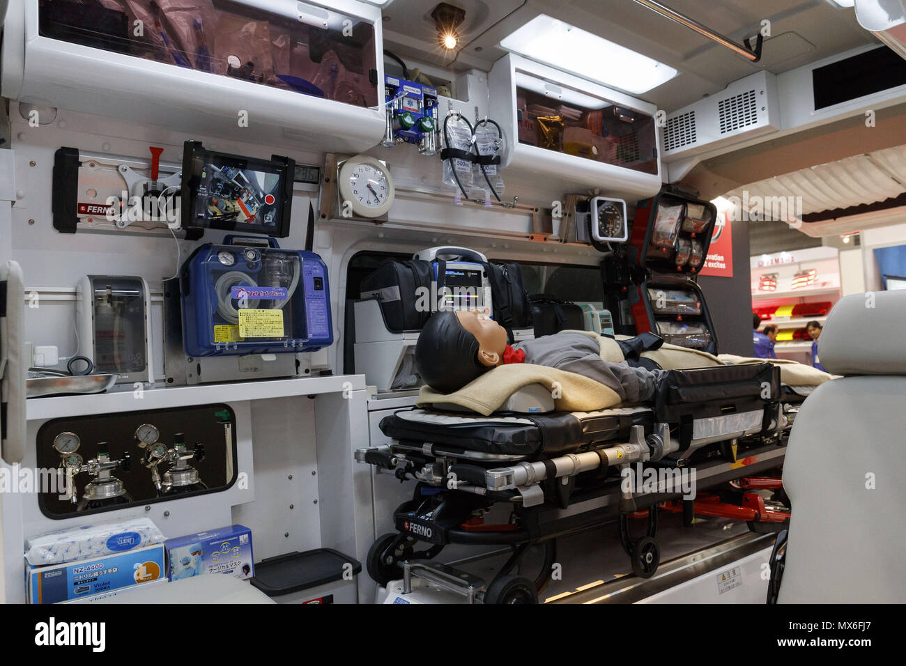 Ambulance japan hi-res stock photography and images - Alamy