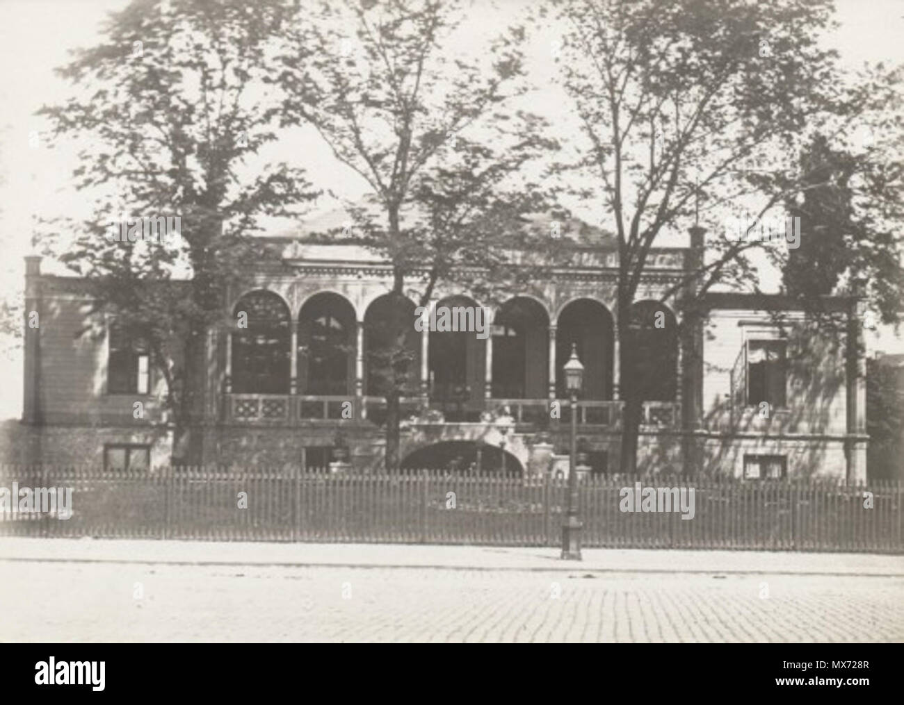 . English: Kongens klub's summer premisses at present day Axeltorv in ...
