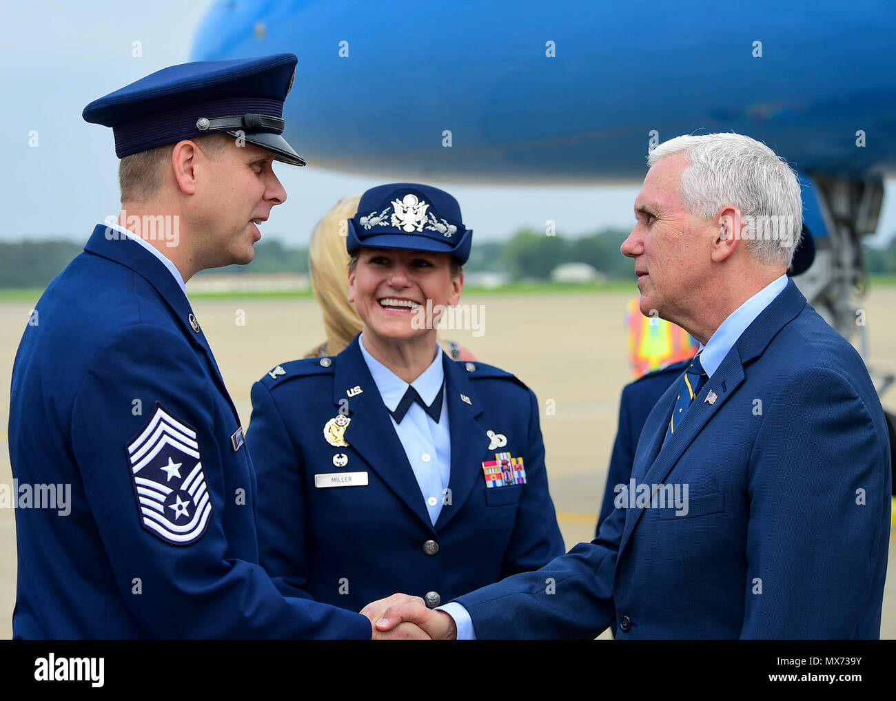 633rd abw hi-res stock photography and images - Alamy