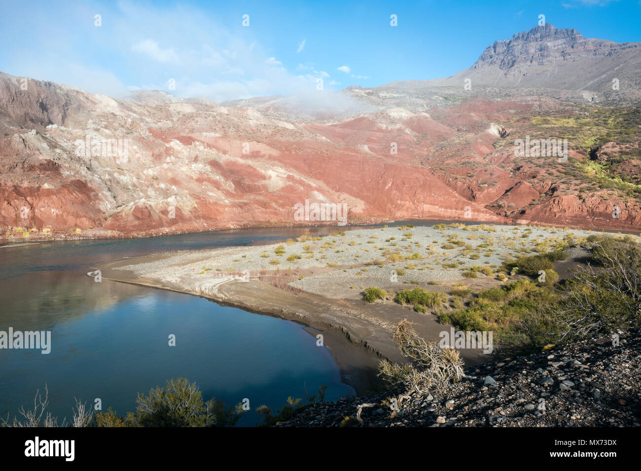 Layered sedimentary rocks hi-res stock photography and images - Alamy