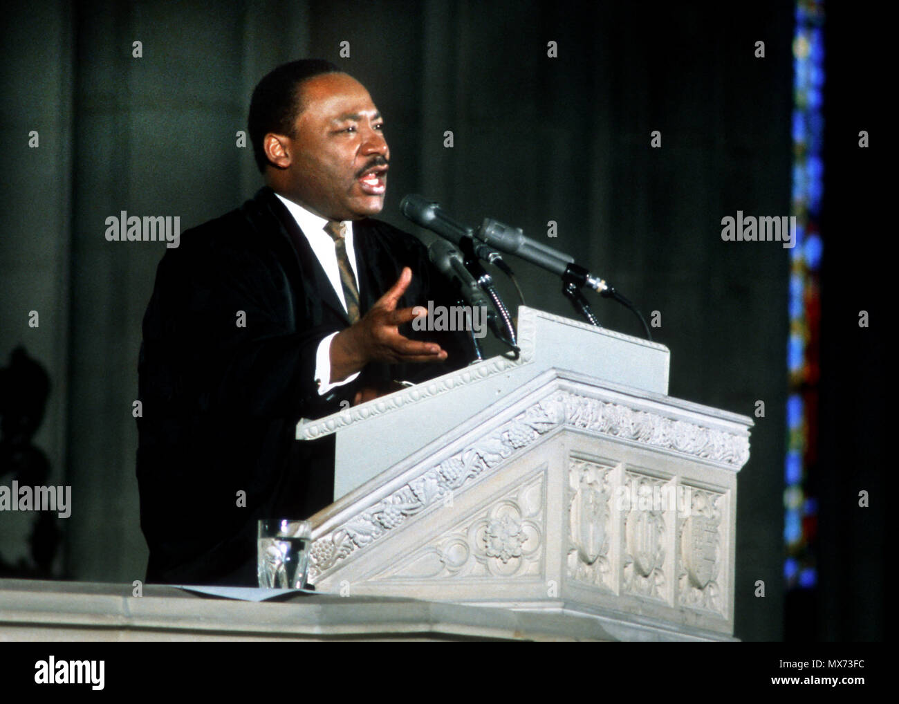Martin luther king washington cathedral hi-res stock photography and ...