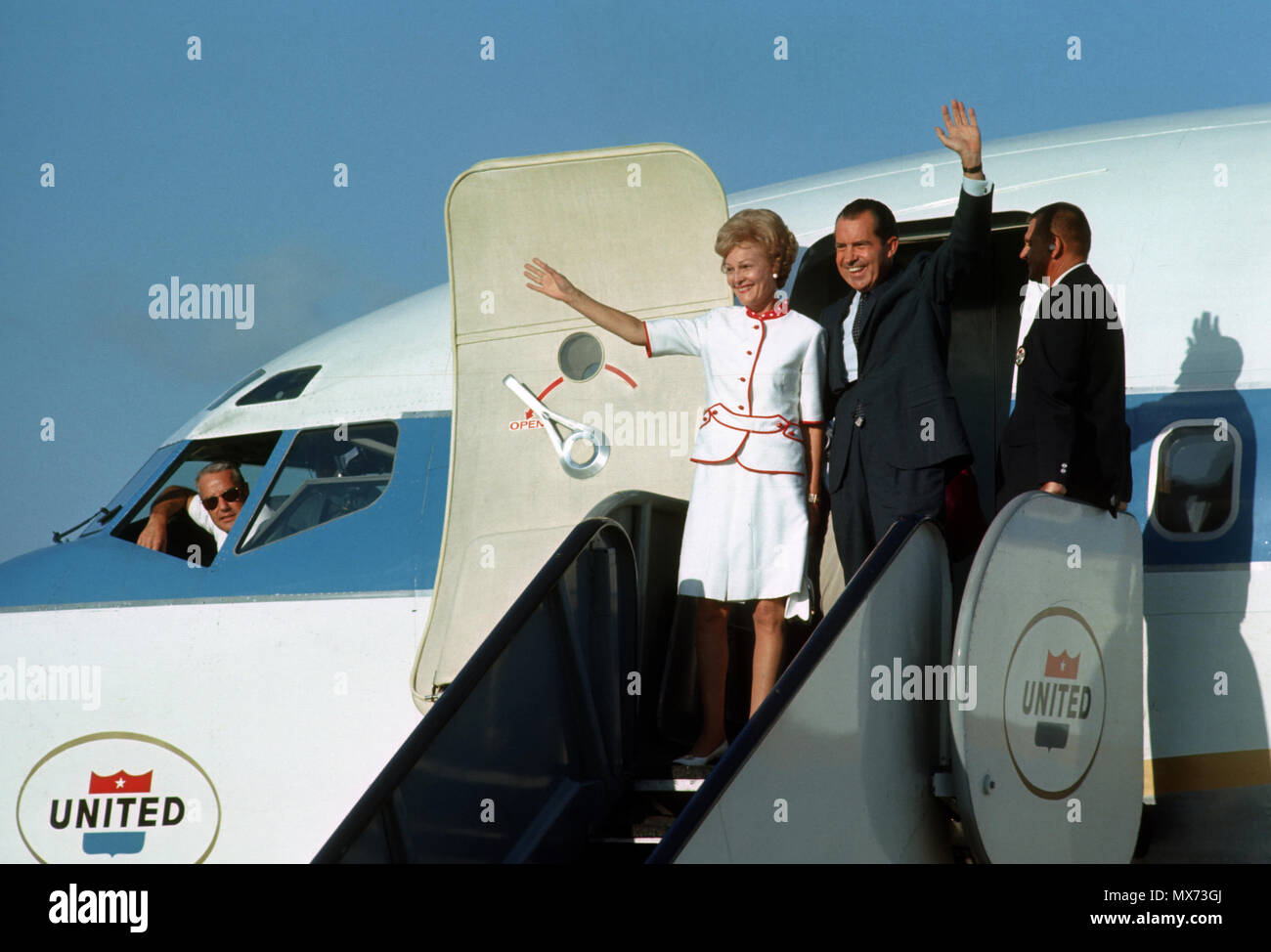 Miami, FL 1968/08/05 Richard Nixon arrives in Miami, FL for the ...