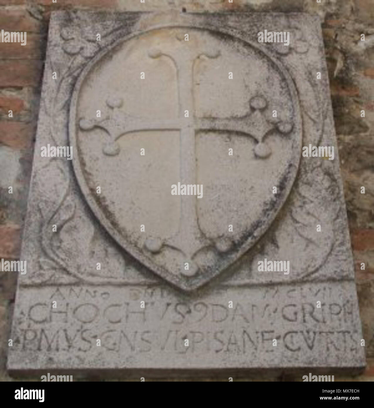 . English: Oldest representation of the Pisan Cross on the city walls ...