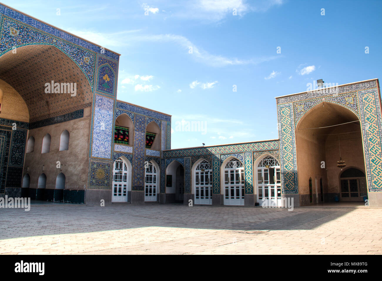 The Jameh mosque is the largest and most important mosque of the desert ...