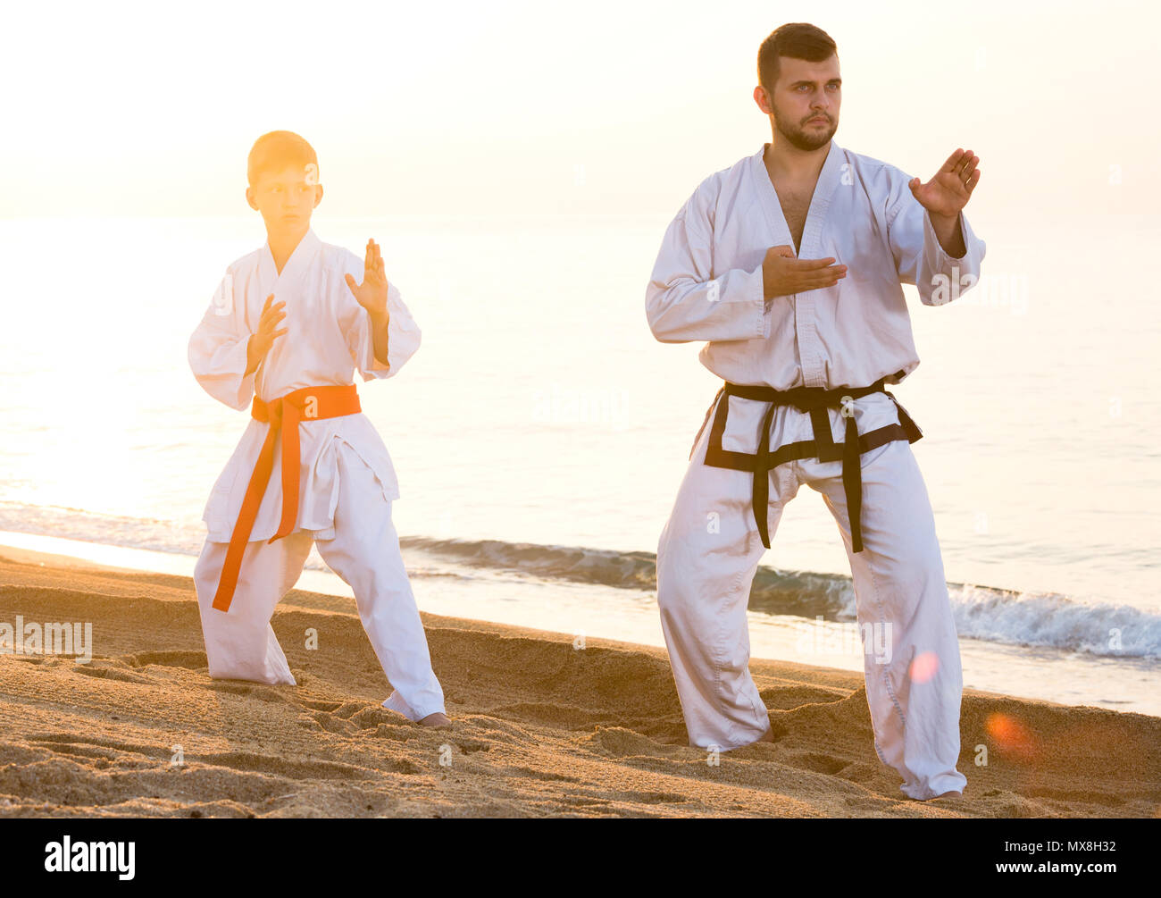 Karate class teen hi-res stock photography and images - Alamy