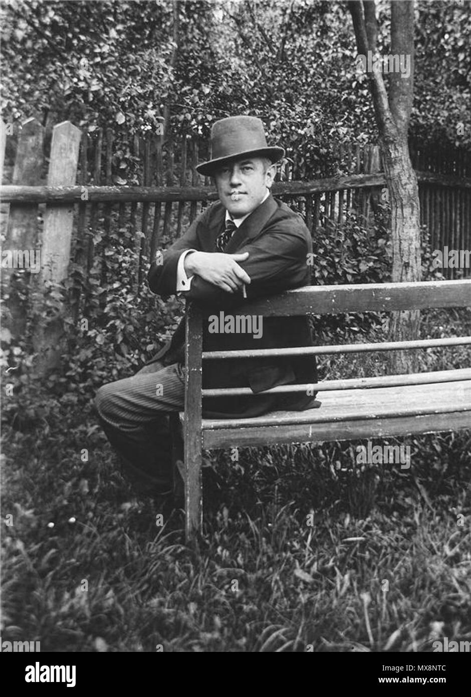 English national orchestra Black and White Stock Photos & Images - Alamy