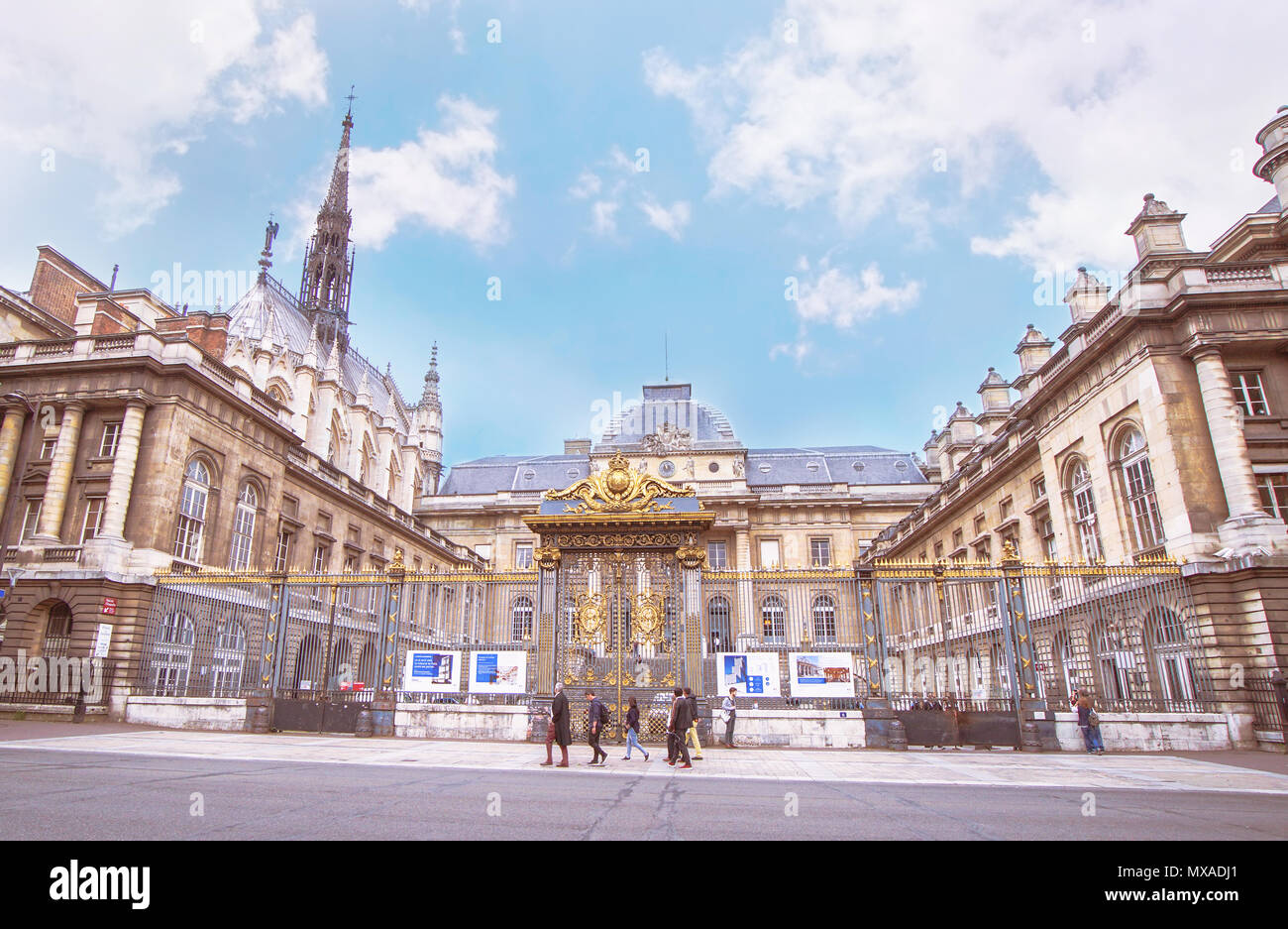 The Palais de Justice (Palace of Justice), Paris Stock Photo - Alamy