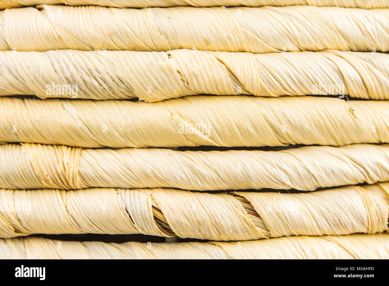 closeup of horizontal lines of straw like material Stock Photo - Alamy