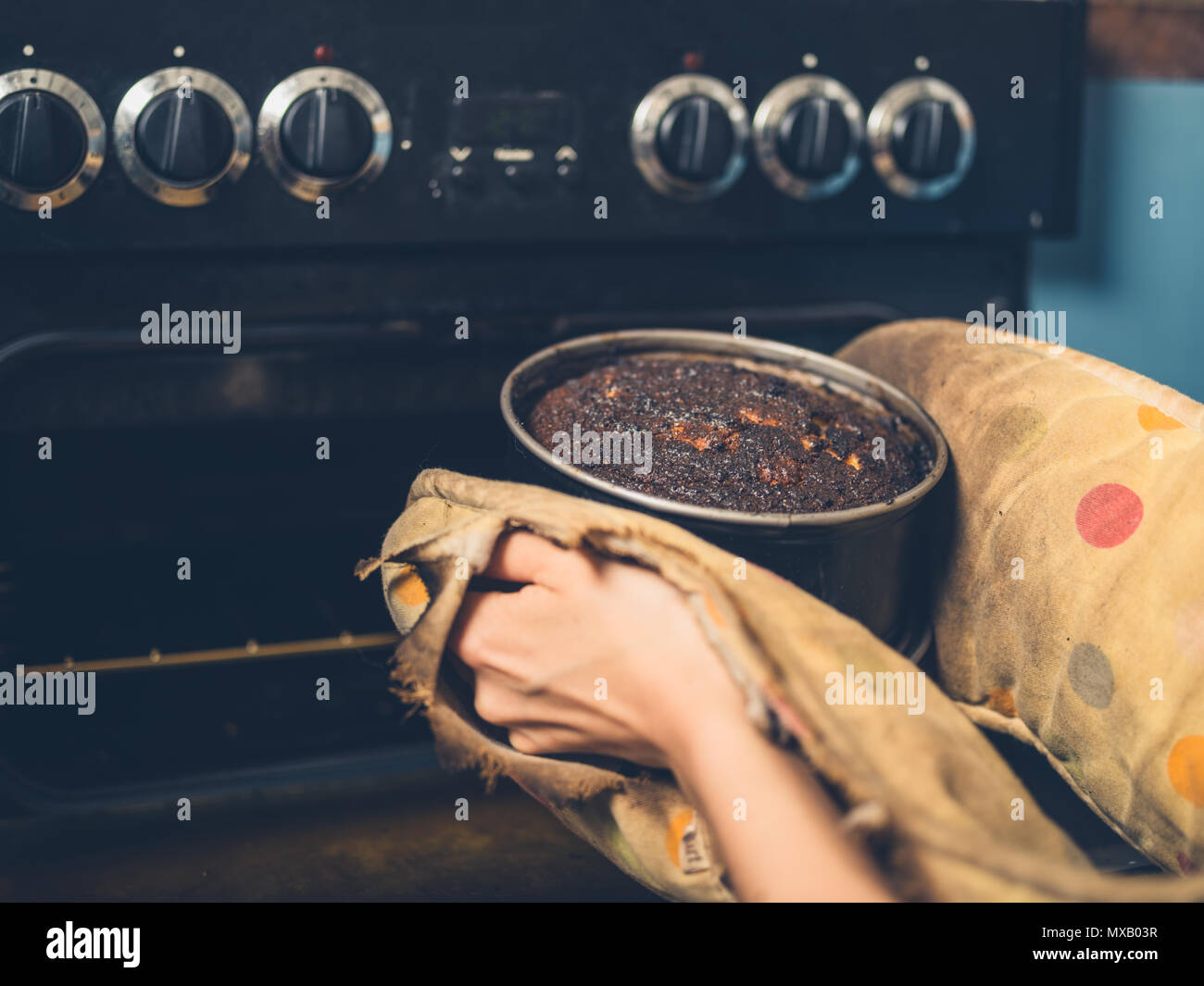 Burnt cake hi-res stock photography and images - Alamy