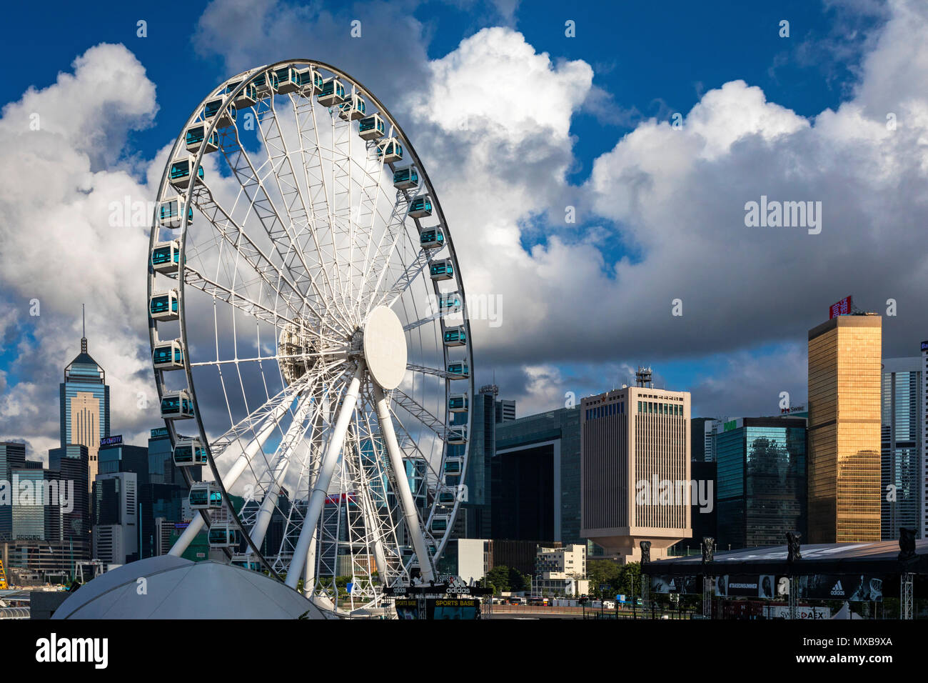 Skyline architecture reclamation hi-res stock photography and images ...