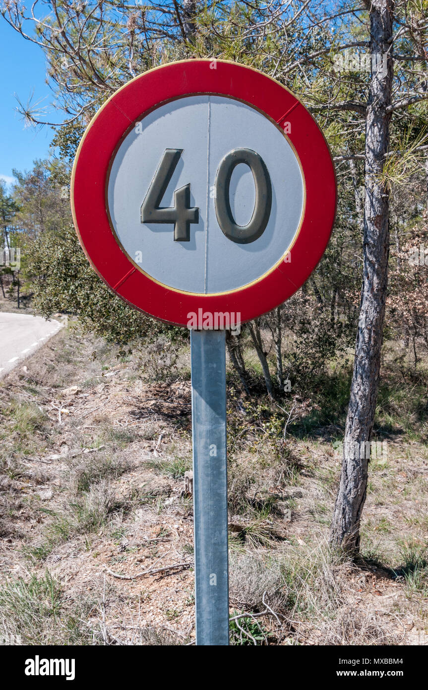 maximum speed 40, restriction spanish traffic sign, spain Stock Photo ...