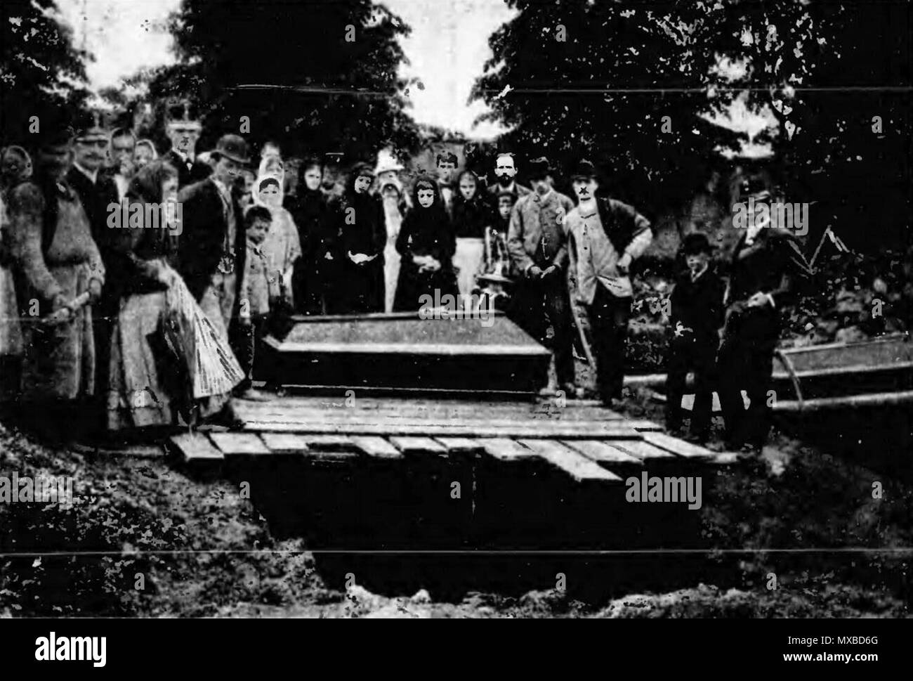. English: Mass funeral of victims of St.Mary's mine disaster fire ...
