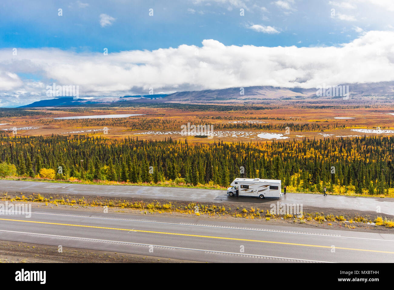 Alaska rv summer hi-res stock photography and images - Alamy