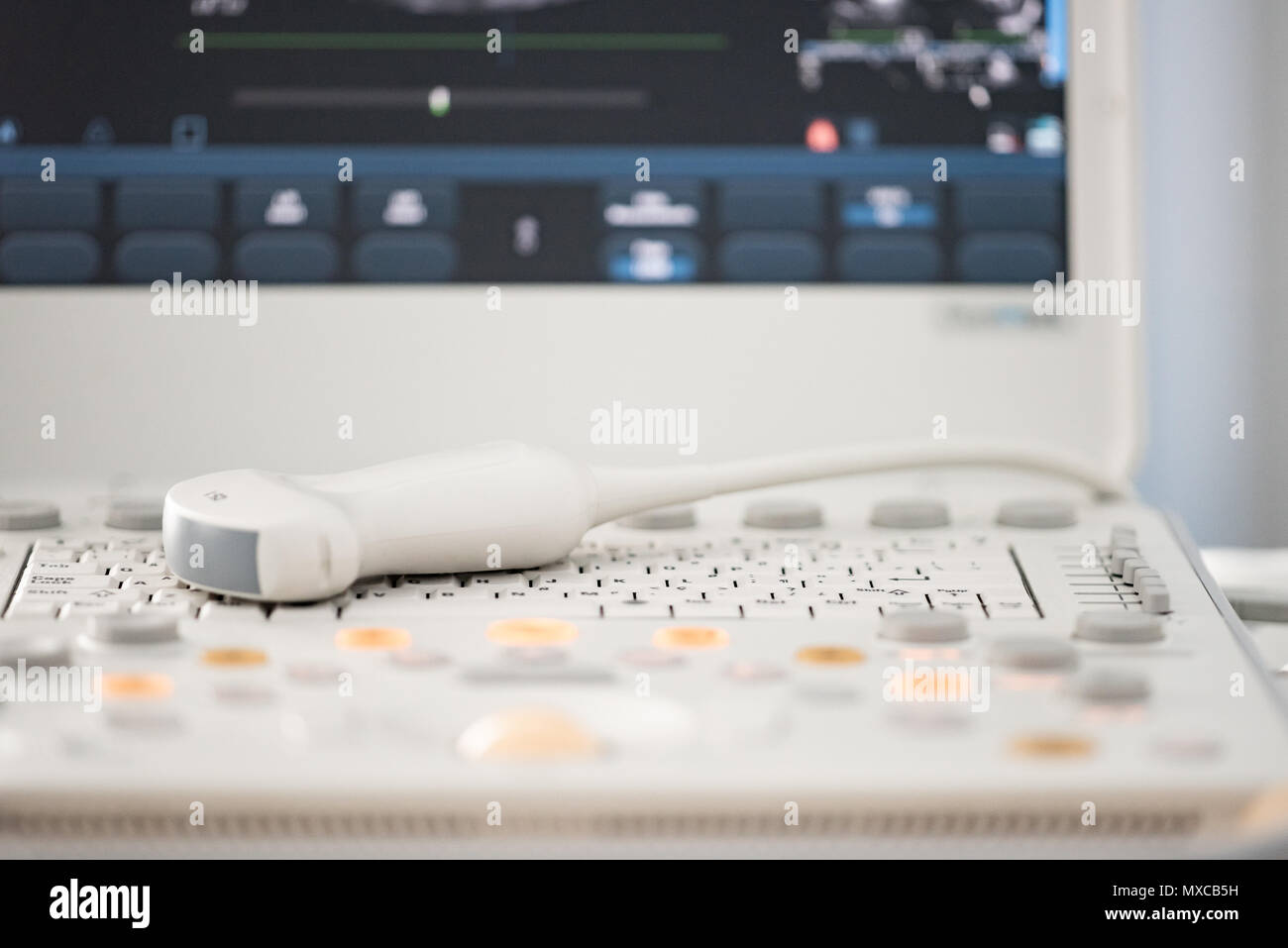 Modern ultrasound machine with sensors Stock Photo - Alamy
