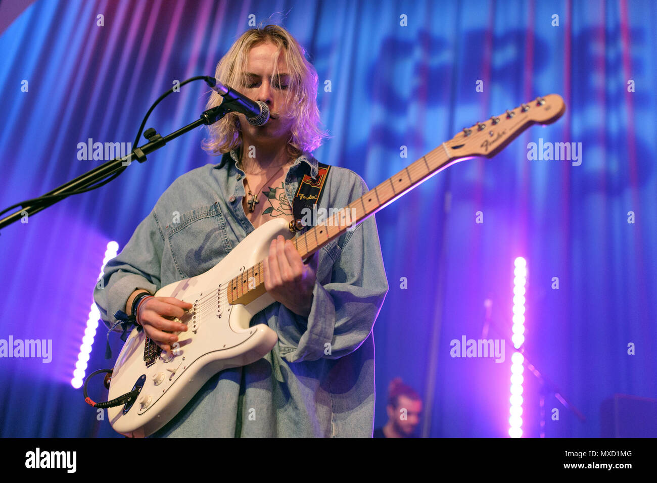 Ryan potter hi-res stock photography and images - Alamy