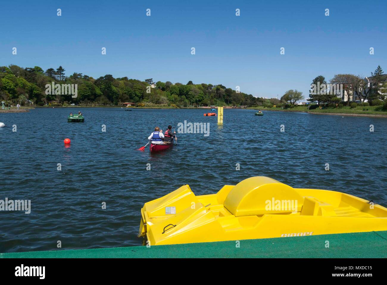 12 acre boating lake hi-res stock photography and images - Alamy