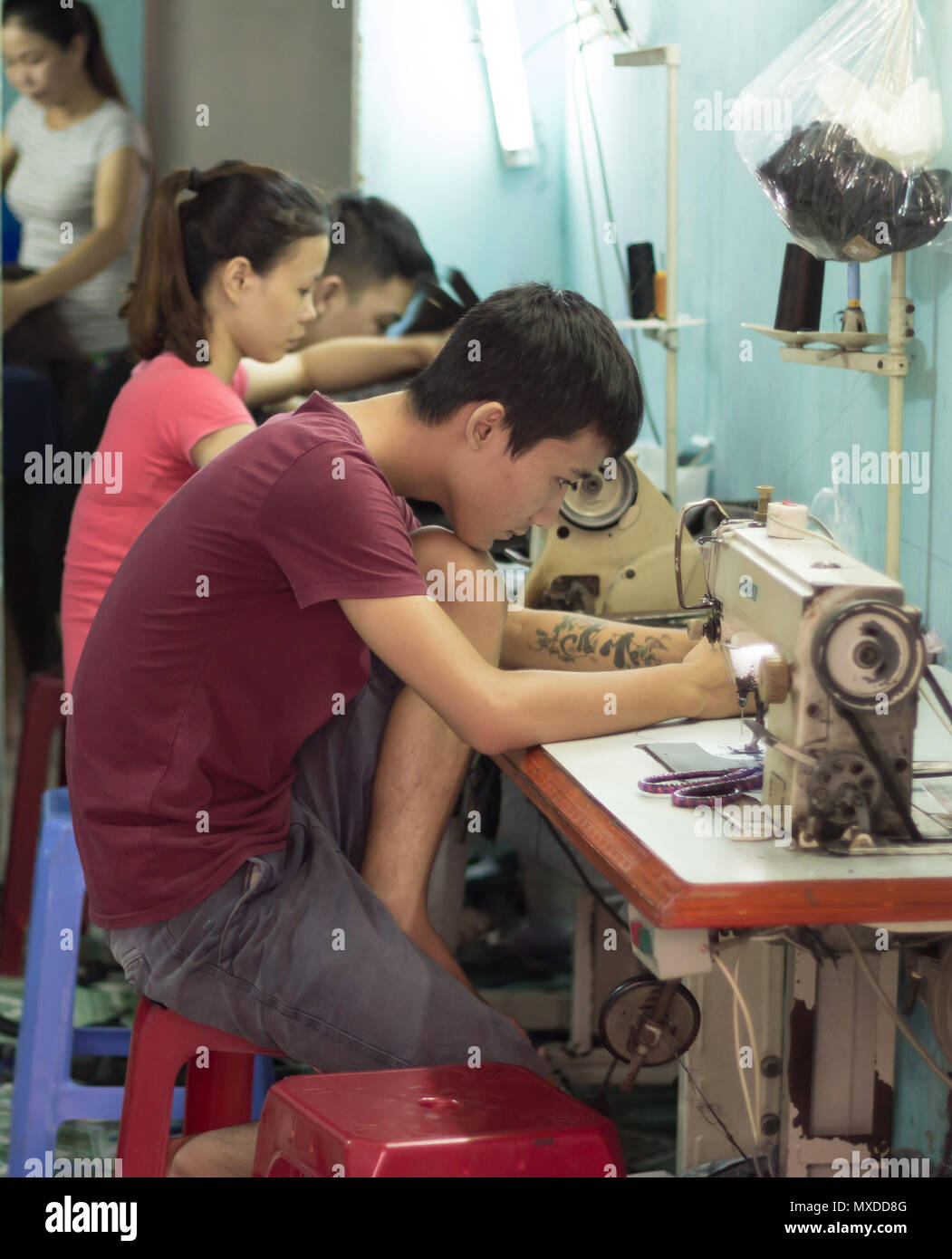 Tailor in asia hi-res stock photography and images - Alamy