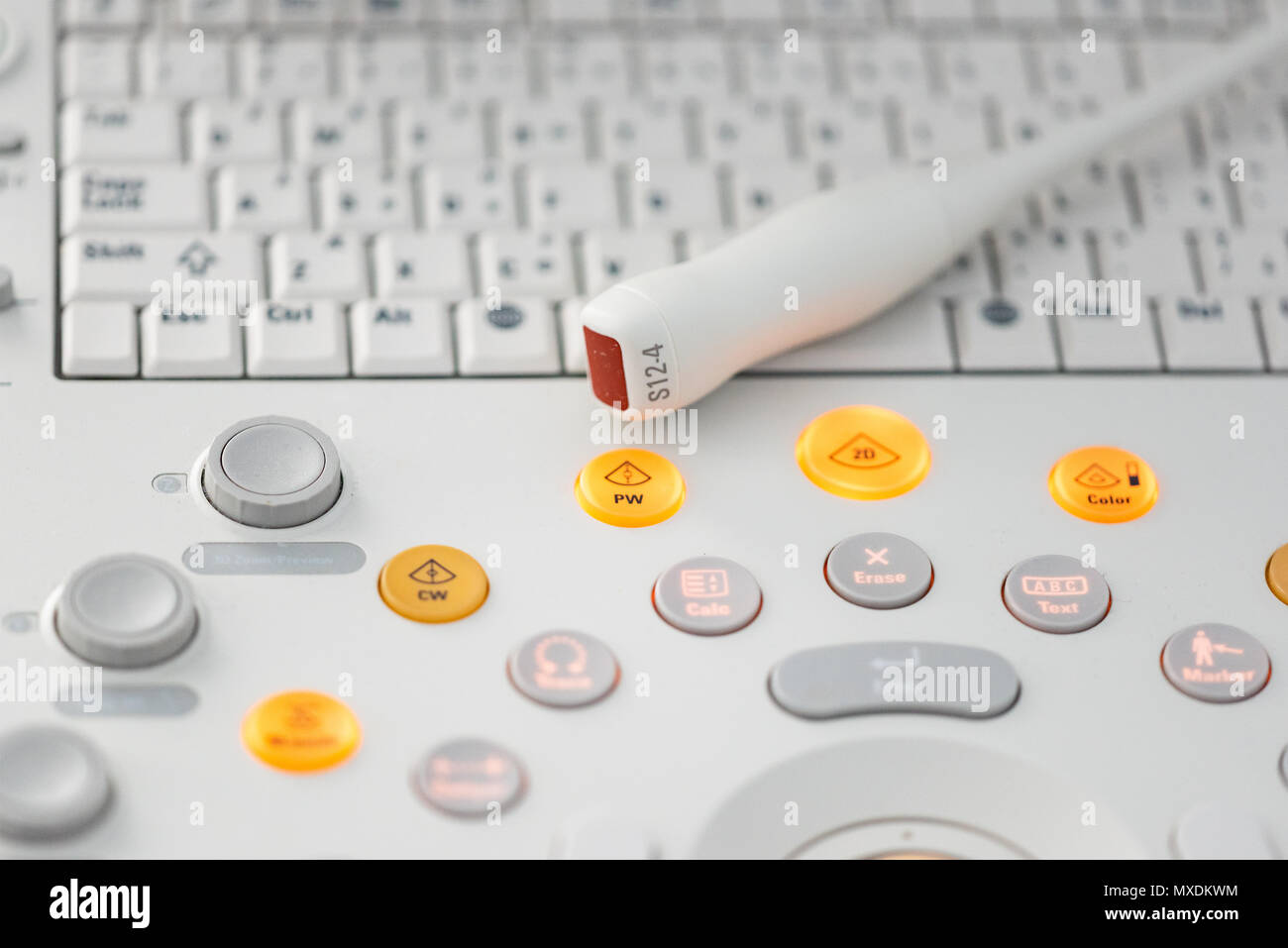 Modern ultrasound machine with sensors Stock Photo - Alamy