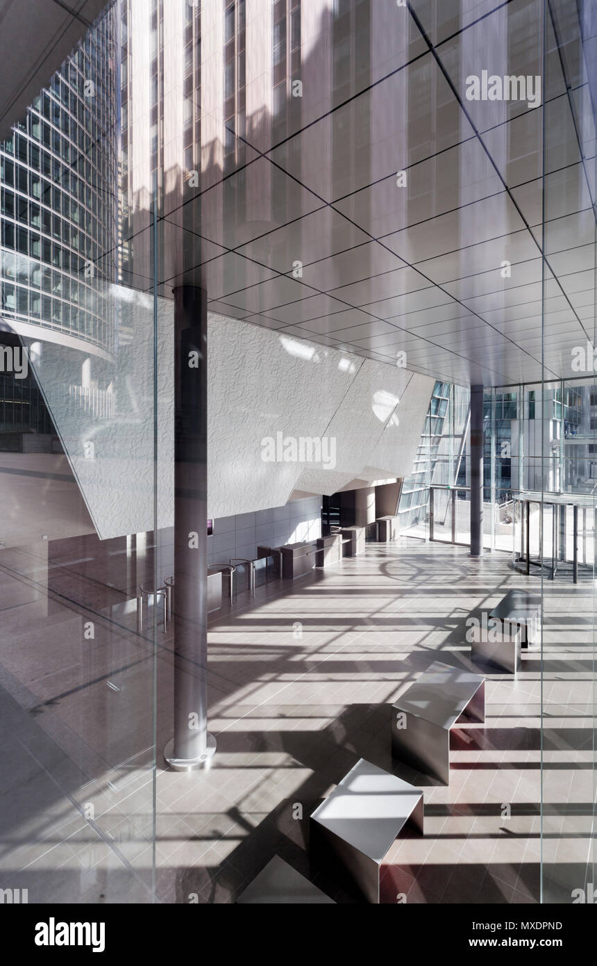 Glass Lobby in the La Defense Business Quarter. Paris Stock Photo - Alamy